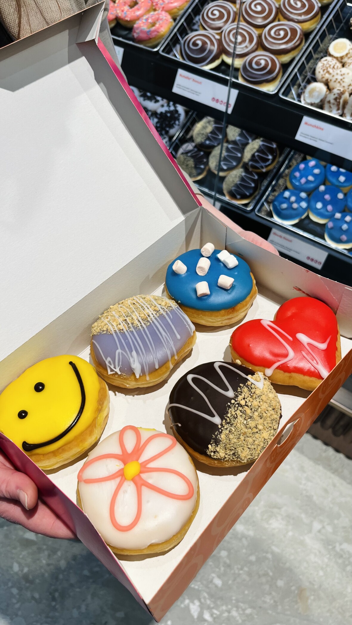 Dunkin' WEBERZEILE - Donuts, Bagels und einmaliger Kaffee