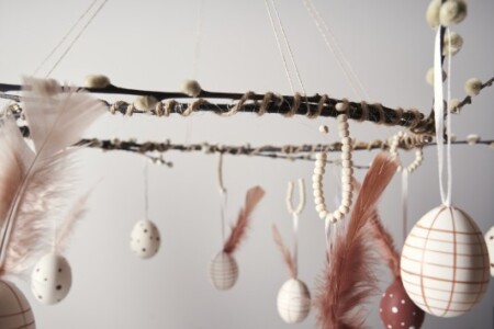 DIY Idee: Festtags-Deko: Ostereier Mobile